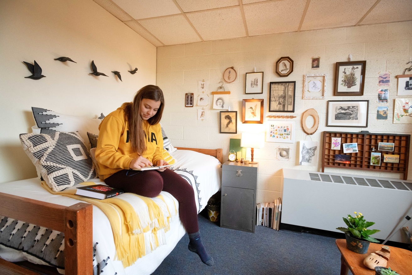 Mayflower Hall | Housing - Division of Student Life | The University of ...