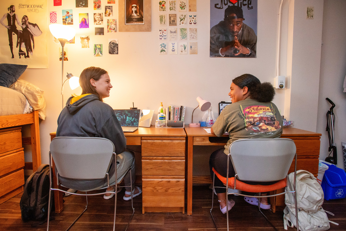 Rienow Hall | Housing - Division of Student Life | The University of Iowa