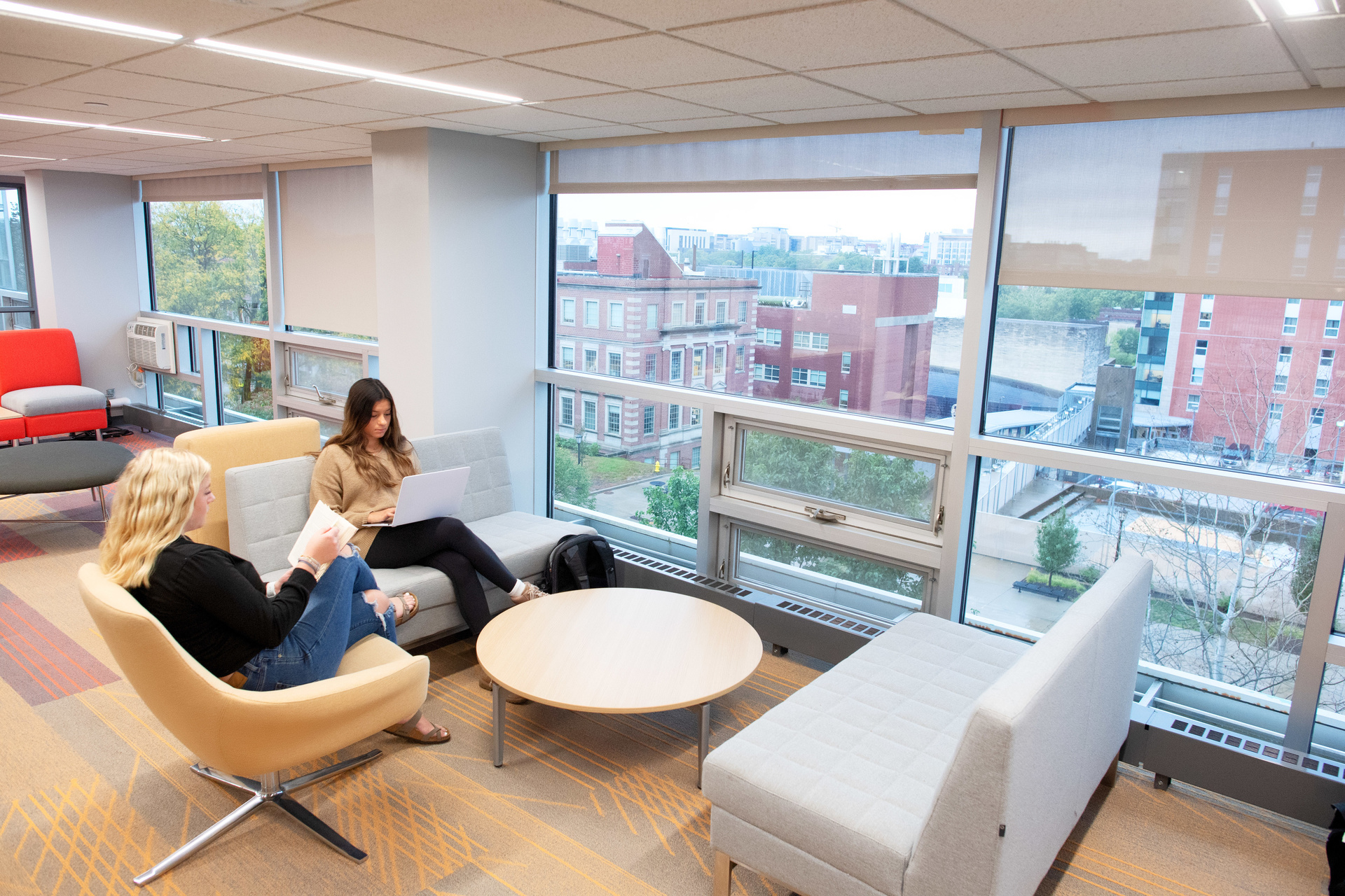 Burge Hall | Housing - Division of Student Life | The University of Iowa