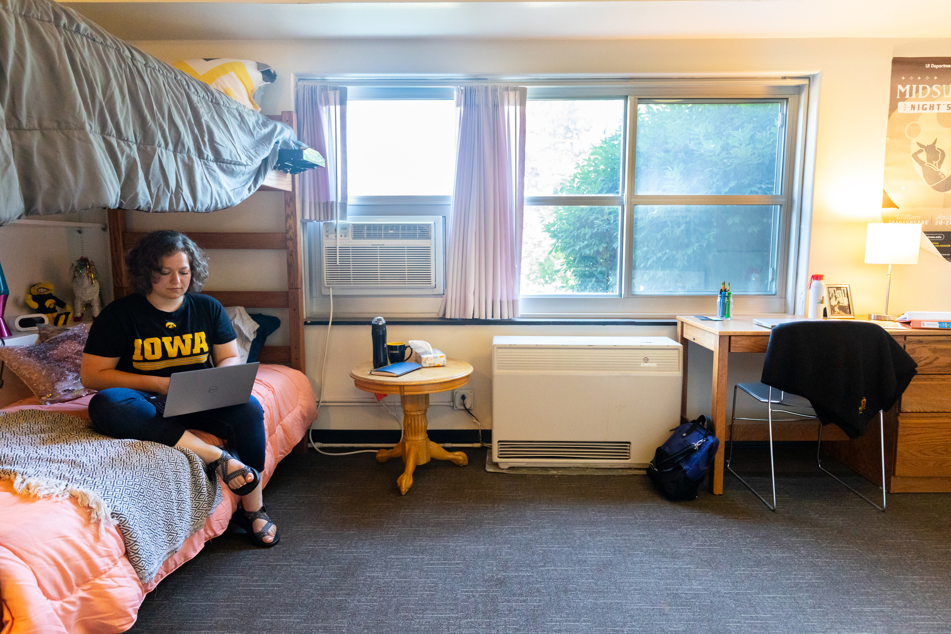Parklawn Hall | Housing - Division of Student Life | The University of Iowa