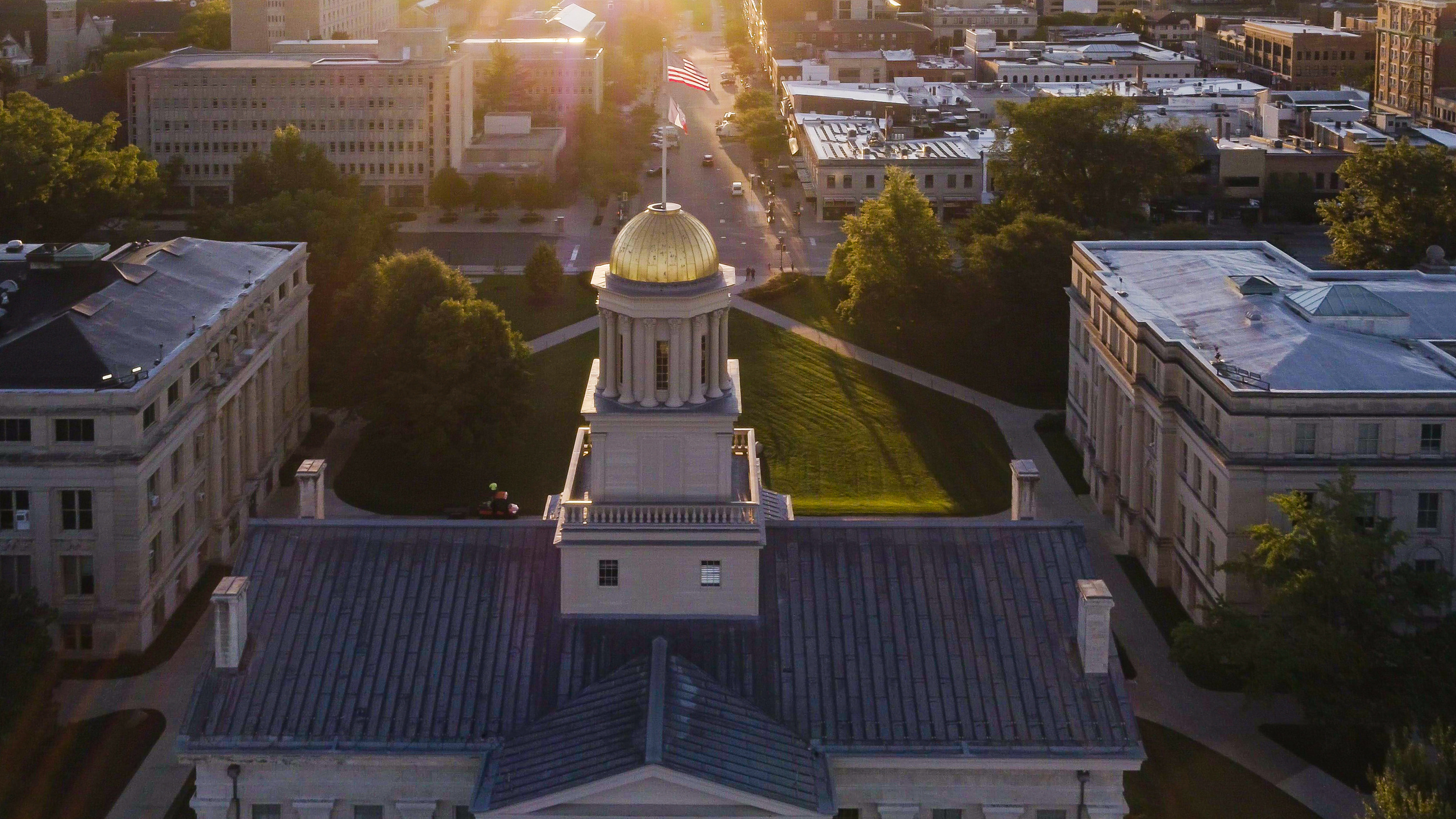 Contact Us | Housing - Division of Student Life | The University of Iowa